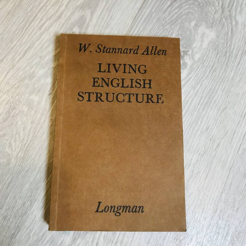 Living English structure - Kuwait Bazar Books